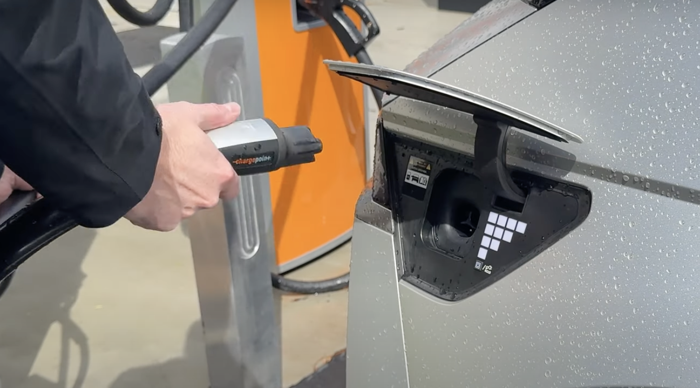 SAE finalizes standard for faster and safer EV charging in North ...